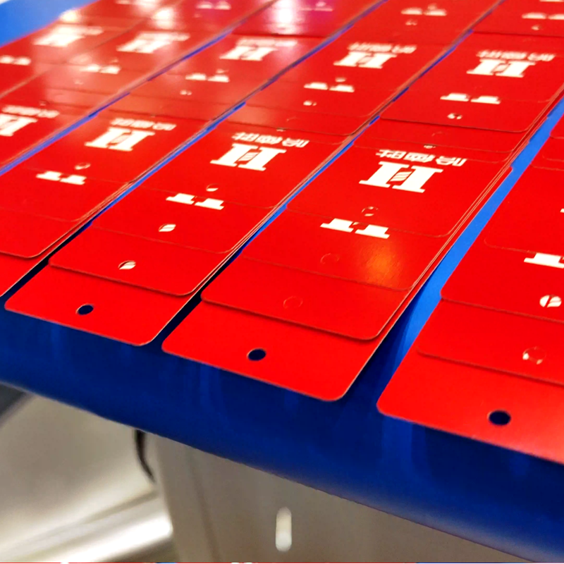 Tags rotary die cutting machine - HADESHENG